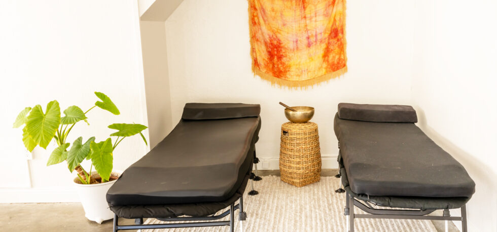 SPAS & PRACTITIONERS | Sound Lounge